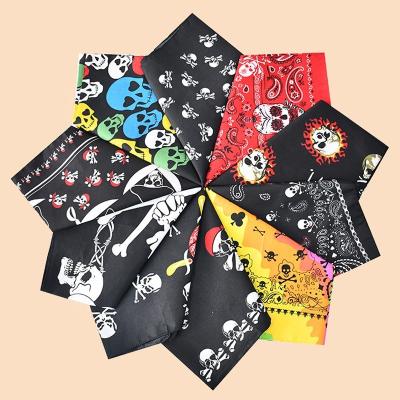 China 100% Cotton Square Bandana 54x54cm Multifunctional Skull Scarf for Casual Outdoor Use for sale