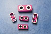 China Red Custom Metallized High Alumina Ceramic Relay Brazed With Metal Ceramic Composite for sale