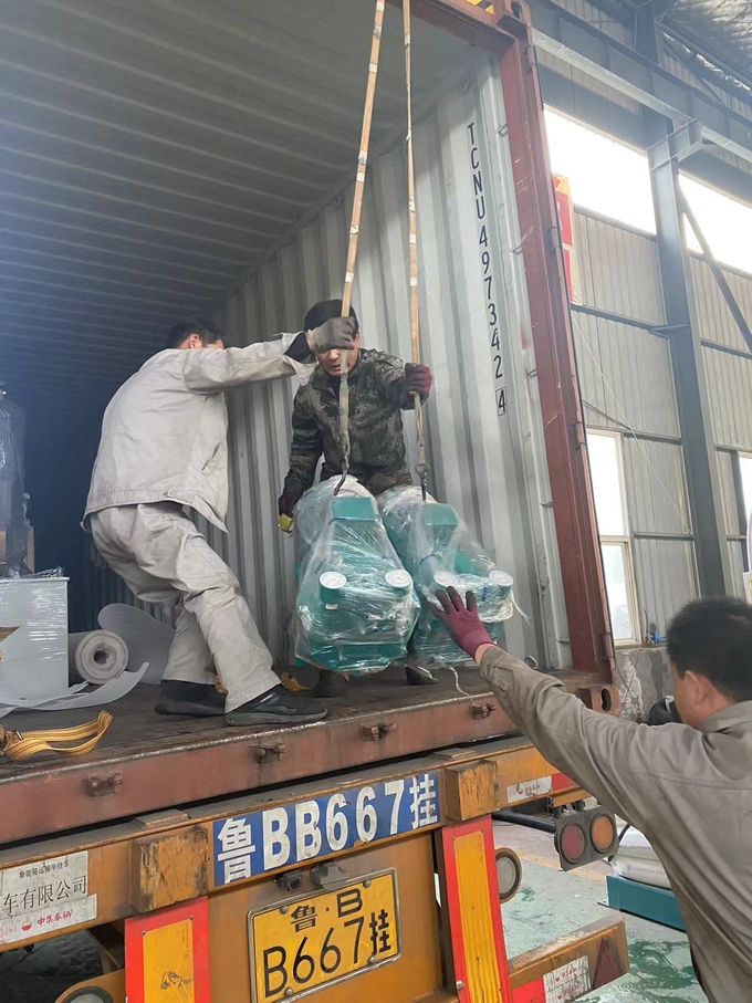 Small Diameter PE PP Pipe Making Machine With Marking Line HDPE Pipe Extrusion Line 5