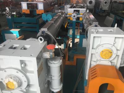 China Plastic Water Gas HDPE PP Pipe Making Double Wall Corrugated Pipe Extrusion Line for sale