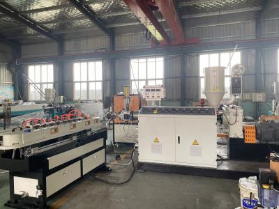 China Vacuum Forming Machine Threading Single Wall Corrugated Pipe Extrusion Line for sale