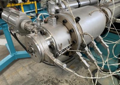 China PE Pipe Single Screw Extrusion Machine 600kg/H Even Plasticization for sale