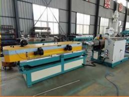 China HDPE 110mm Single Wall Corrugated Pipe Extruder Extrusion Line for sale