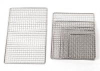 China Perforated Stainless Steel Grill Mesh Drains Excess Oil Effectively for sale