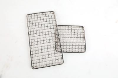 China Oil Drip Holes SS Grilling Mesh Mat Keep Food Low-fat And Healthy for sale