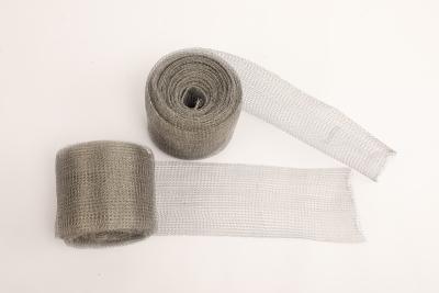 China Anti Clogging Feature Interwoven Knitted Wire Flat Or Rolled Type for sale