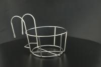 China Recyclable Material Wire Mesh Basket With Handle Design for sale