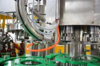 China Glass Bottle Alcohol 3000BPH Carbonated Drink Filling Machine for sale