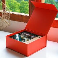 China Pre Wrapped Cardboard Flip Top Gift Boxes With Magnetic Catch for sale