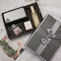 China Customized Pantone Color Large Rectangle Gift Box With Lids Scarf Gift Box for sale