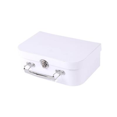 China Customizable Solid White Rigid Paper Gift Box With Metal Handle And Clasp for sale