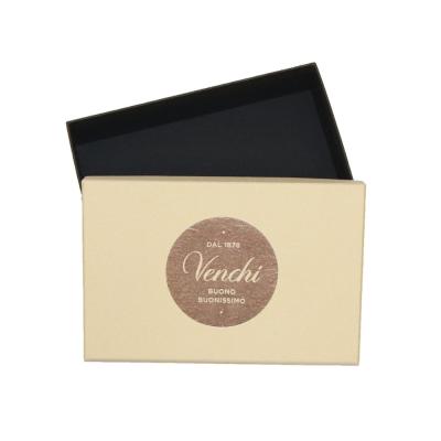 China Detachable Lid Chocolate Gift Packaging Boxes 20*13*5cm With Beige for sale