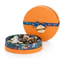 China Dia 14cm Christmas Chocolate Packaging , Assorted Chocolate Gift Boxes Ribbon Closure for sale