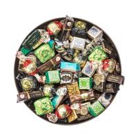 China Dia 14cm Christmas Chocolate Packaging , Assorted Chocolate Gift Boxes Ribbon Closure for sale