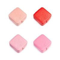 China Pantone Color Personalized Travel Jewelry Organizer Anti Scratch Customizable Design for sale