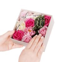 China Artificial Rose Soap Flower Bouquet Boxes 14.5cm*14.5cm*7.5cm For Teachers for sale