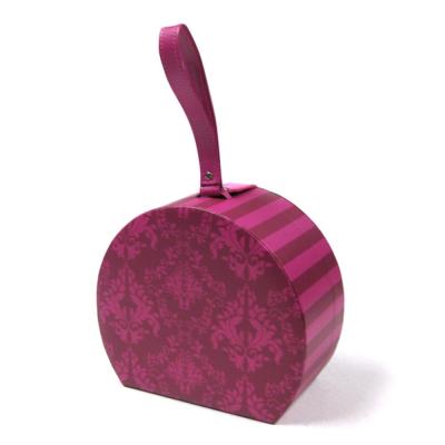 China Snap Button Closure Round Suitcase Gift Box Special Paper Material for sale