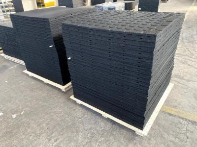 China 100*100cm Gym Weightlifting Area Sound Reduction Black Recycled Rubber Flooring Tiles with Different Color EPDM Dots for sale
