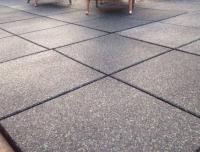 China Outdoor Natural Rubber Flooring Tiles for All Weather 30mm 40mm 50mm Enhance the Safety and Comfort of Your Outdoor Space for sale