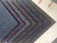China 100*100cm Natural Rubber Floor Tiles for Gym Flooring and Finishes Environmentally Friendly Commercial Grade for sale