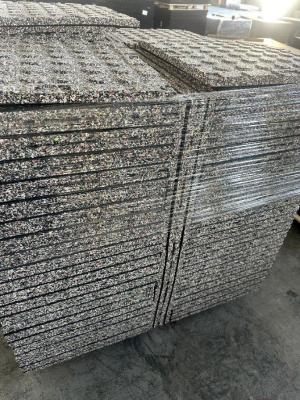 China Environmentally Friendly Recycled Workout Flooring Rubber Tiles for Home and Commercial Gym with Different Thickness for sale