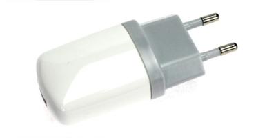 China Universal Travel Charger 100-240V AC 5V 2.1A Output Over Current Protection for sale