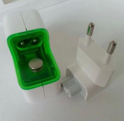 China Mini Dual USB Charger 2.1A 1A 5W Universal AC DC Power Adapter for Mobile Phone for sale