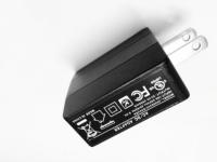 China 5V 2A USB Wall Charger Li-ion Battery Charger with CE FCC GS PSE UL TUV Certifications for sale