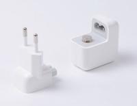 China Universal Wall Charger 5V 2A Interchangeable AC Plug for iPhone iPad Mobile Phone for sale