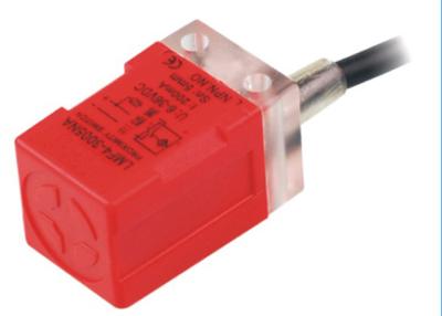 China LMF4 NC / NO+NC Linear IR Inductive Distance Sensor Angular Column Type 300HZ for sale