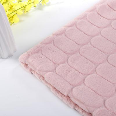China Shrink Resistant Home Textile Fabrics Faux Rabbit Fur Plush Knit Fabric for sale