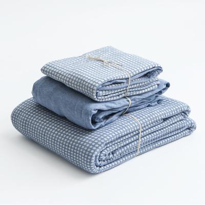 China Wrinkle Resistant 290Gsm 100%bamboo Fiber Honeycomb Waffle Eco-friendly Fabric For BEDSPREAD for sale