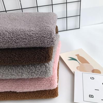 China Anti Pill Velvet Fleece Fabric Polyester Soft Teddy For Garment for sale