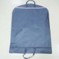 China Custom Hanging Suit Garment Bag Folding Breathable In Non Woven Fabric for sale