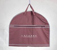 China Colored Foldable Suit Protector Garment Bag With Buttons And Webbing Handles for sale