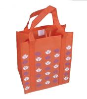 China OEM ODM Red Foldable Shopping Bag / Non Woven Gift Bags Personalized for sale