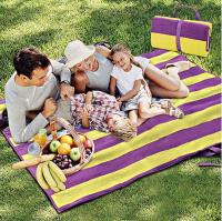 China Red Stripes Outside Foldable waterproof Picnic mat Blanket for Camping / Travel / Promotional for sale