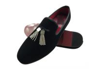 China Customized Embroidered Mens Velvet Loafers Slip On Mens Driving Moccasins for sale