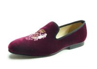 China Slip On Embroidered Velvet Loafers Handmade Low Heel Flat Casual Shoes for Men for sale