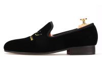 China Male Footwear Mens Velvet Loafers Embroidery OEM Flat Casual Shoes For Party for sale