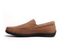 China Summer Breathable Mens Leather Loafers Brown Round Toe Mens Suede Moccasins for sale