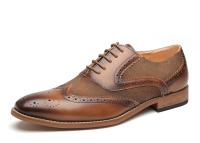 China Black / Brown Pointed Toe Men Brogue Shoes Oxford Lace Up Wedding Shoes for sale