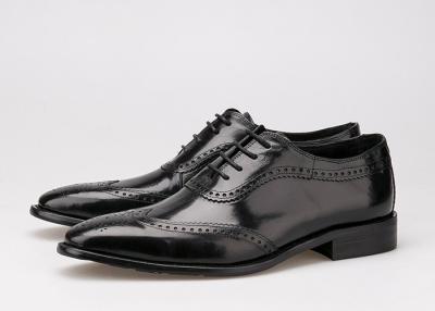 China Black Men Business Casual Shoes , Carved Oxfords Leather Lace Up Brogue Shoes for sale