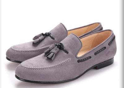 China Handmade Mens Black Velvet Shoes , Tassel British Style Grey Casual Dress Shoes for sale