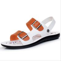 China Round Toe Handmade Leather Sandals Summer Men Beach Sandals Logo Customized for sale