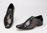 China Business Men's Dress Shoes British Style Genuine Leather Lace Up Brogue Shoes for sale