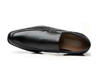China Slip on Loafers Black Durability Mens Casual Dress Shoes For Formal Events for sale