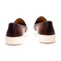 China Low Heel Men Round Toe Slip On Sneakers , Crocodile Texture Leather Horsebit Loafers for sale