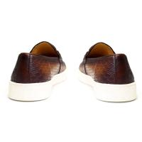 China All Seasons Mens Slip On Sneakers Genuine Leather Flat Boat Shoes For Leisure for sale