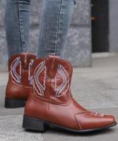 China Western Cowgirl Latest Fashion Trends with Women's Leather Boots and Fashionable for sale